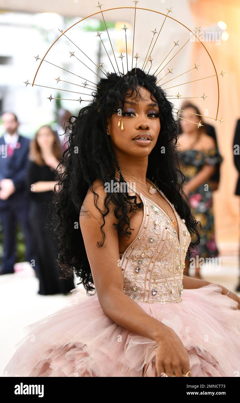 SZA attends The Metropolitan Museum of Art's Costume Institute benefit ...
