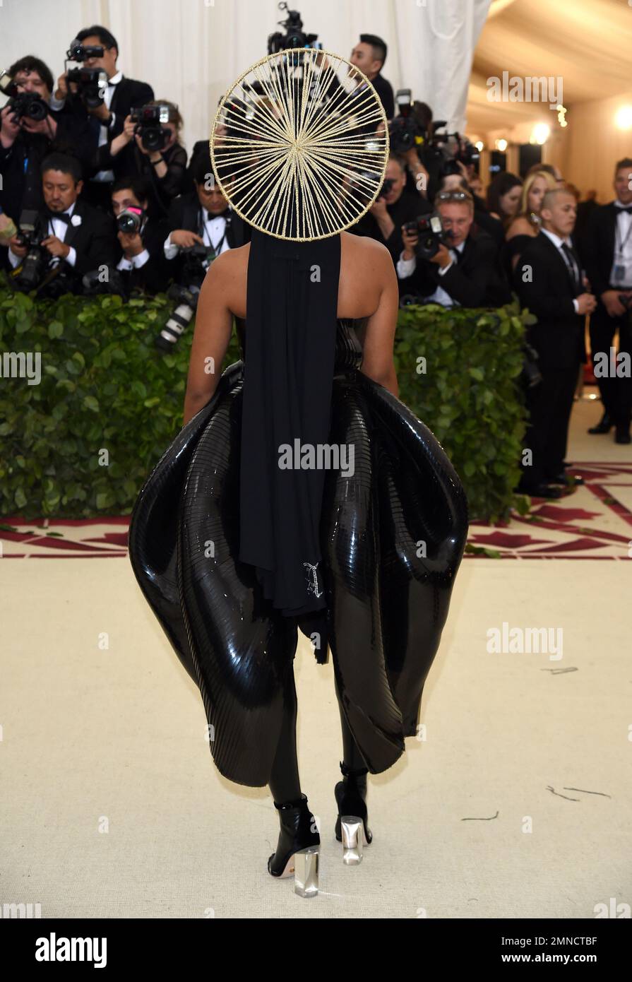 Solange attends The Metropolitan Museum of Art's Costume Institute ...