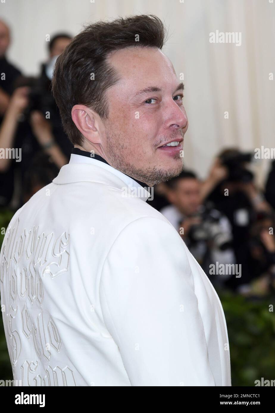 Elon Musk attends The Metropolitan Museum of Art's Costume Institute ...