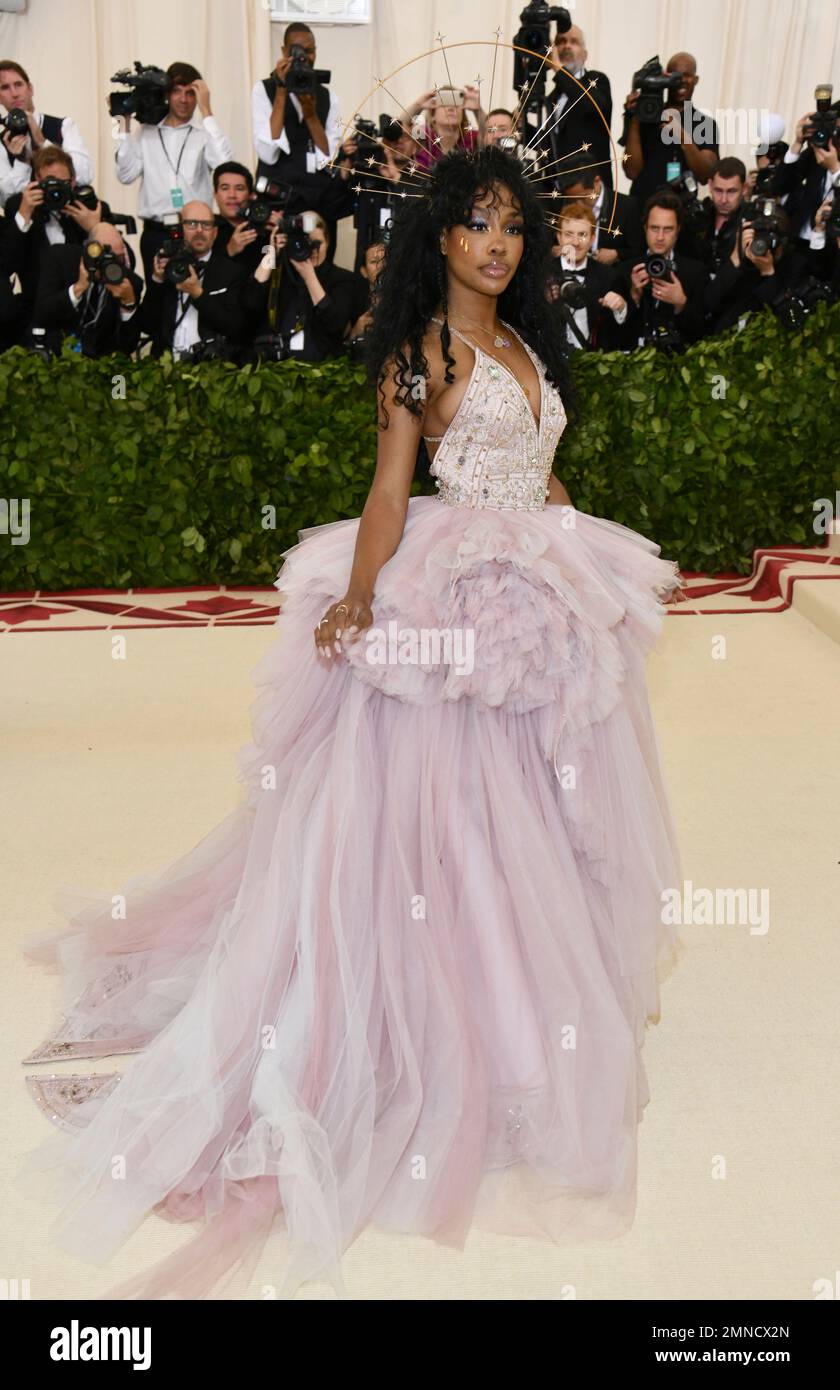 SZA attends The Metropolitan Museum of Art's Costume Institute benefit ...
