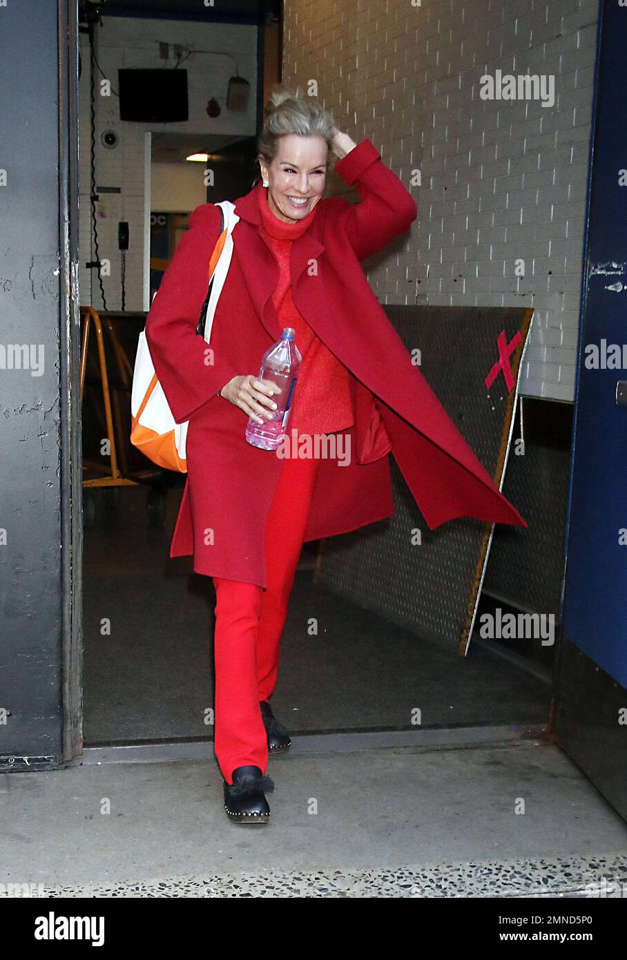 Dr. Jennifer Ashton host of ‘Good Morning America’ 3rd hour steps out ...