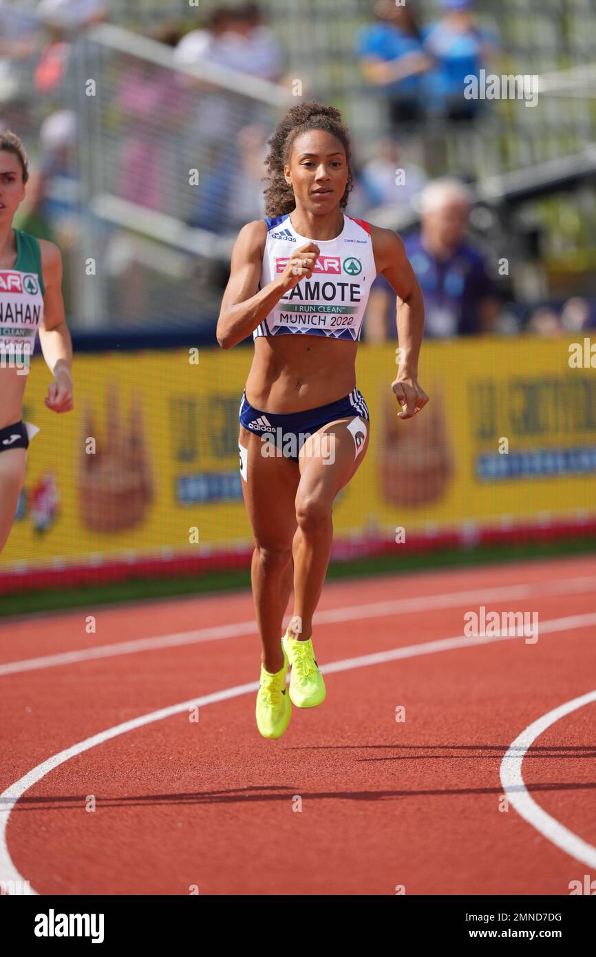 Rénelle Lamote participating in the 800 meters of the European ...
