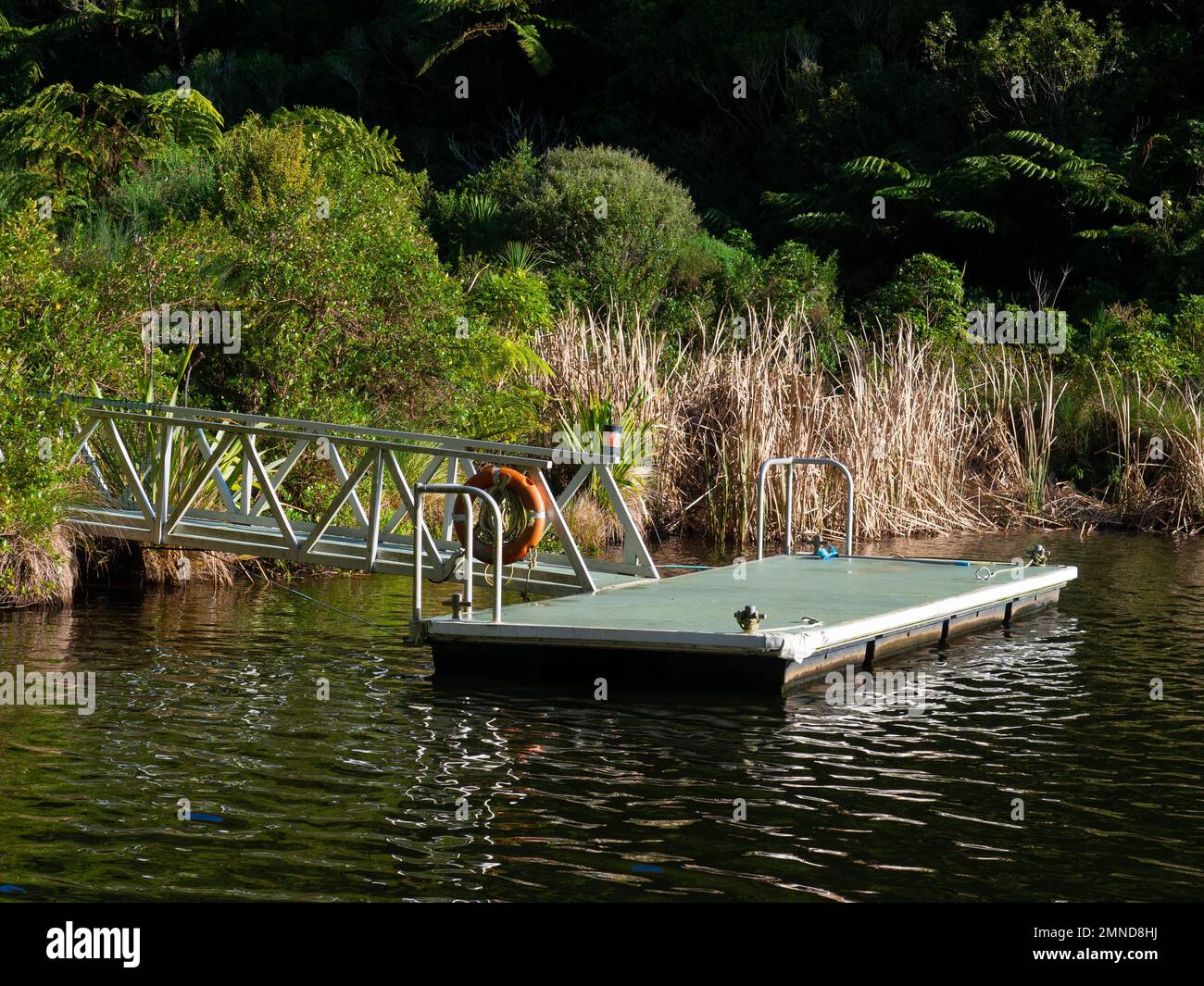 Lake Jetty And Pontoon Stock Photo - Alamy
