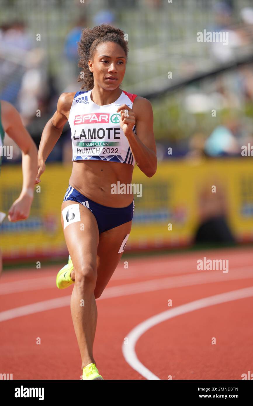 Rénelle Lamote participating in the 800 meters of the European ...