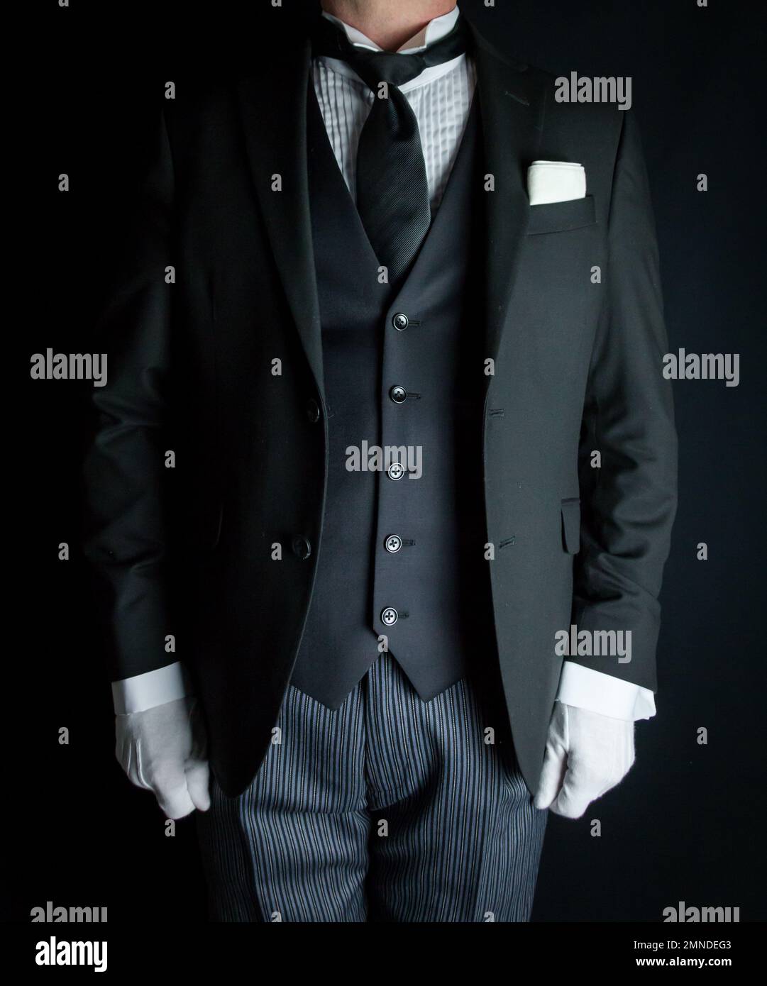 Vintage hotel reception hi-res stock photography and images - Alamy