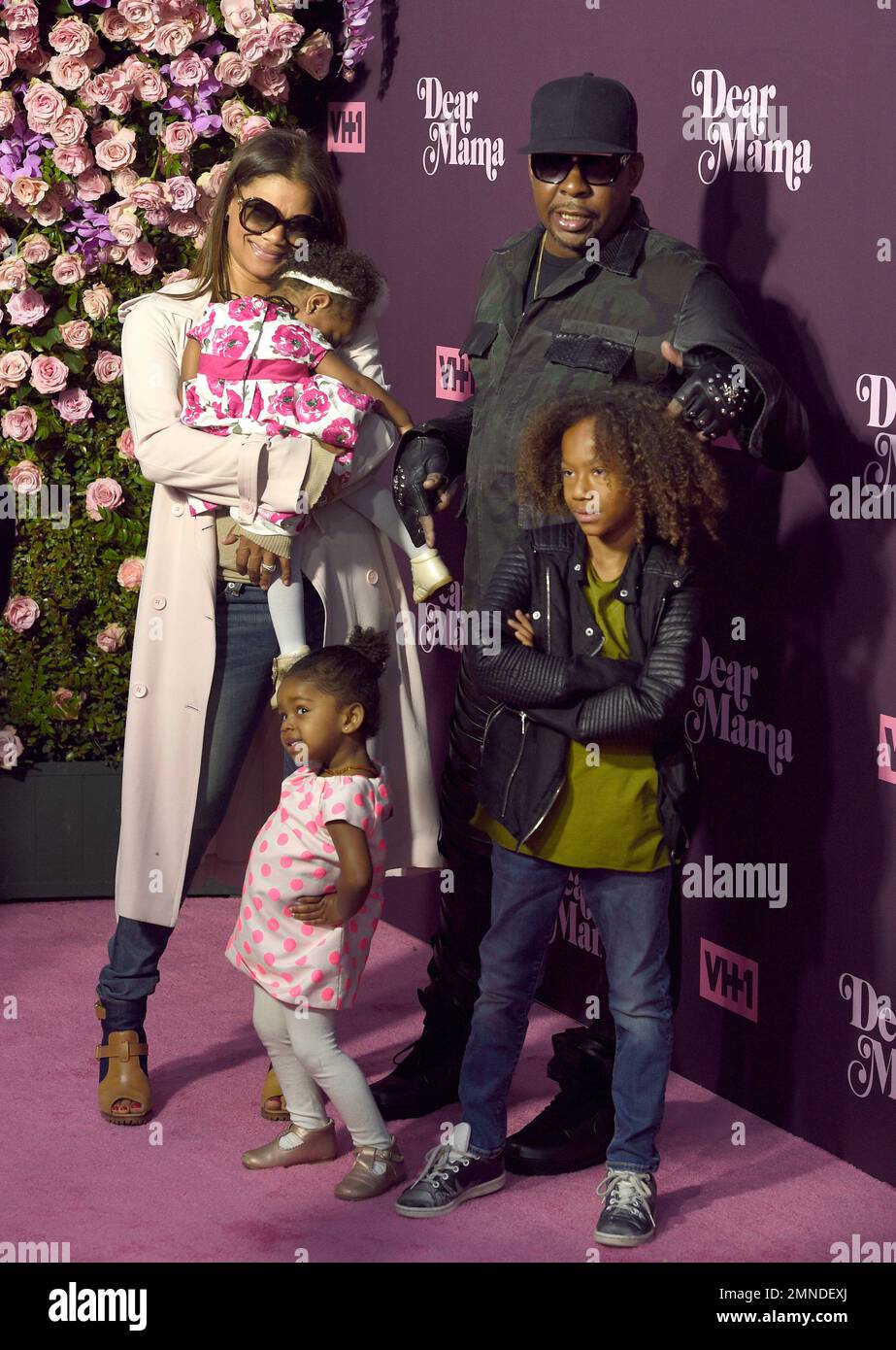 Bobby Brown, right, Alicia Etheredge, left, and their children, from ...