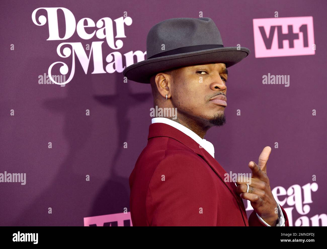 Ne-Yo arrives at the 3rd annual "Dear Mama: A Love Letter to Moms" at ...