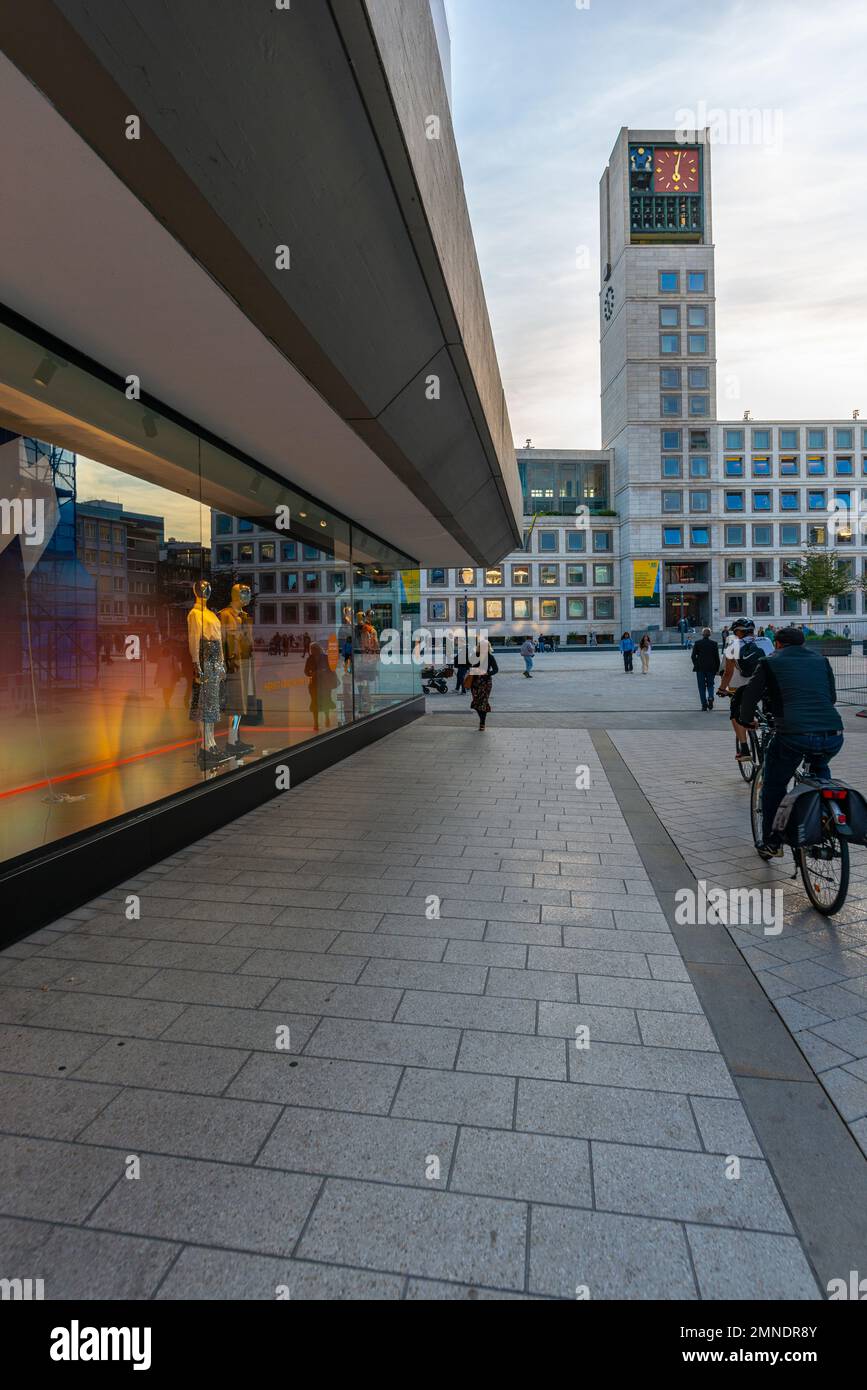 Dorotheen Quartier, Rathaus, Stuttgart Mitte Stock Photo - Alamy
