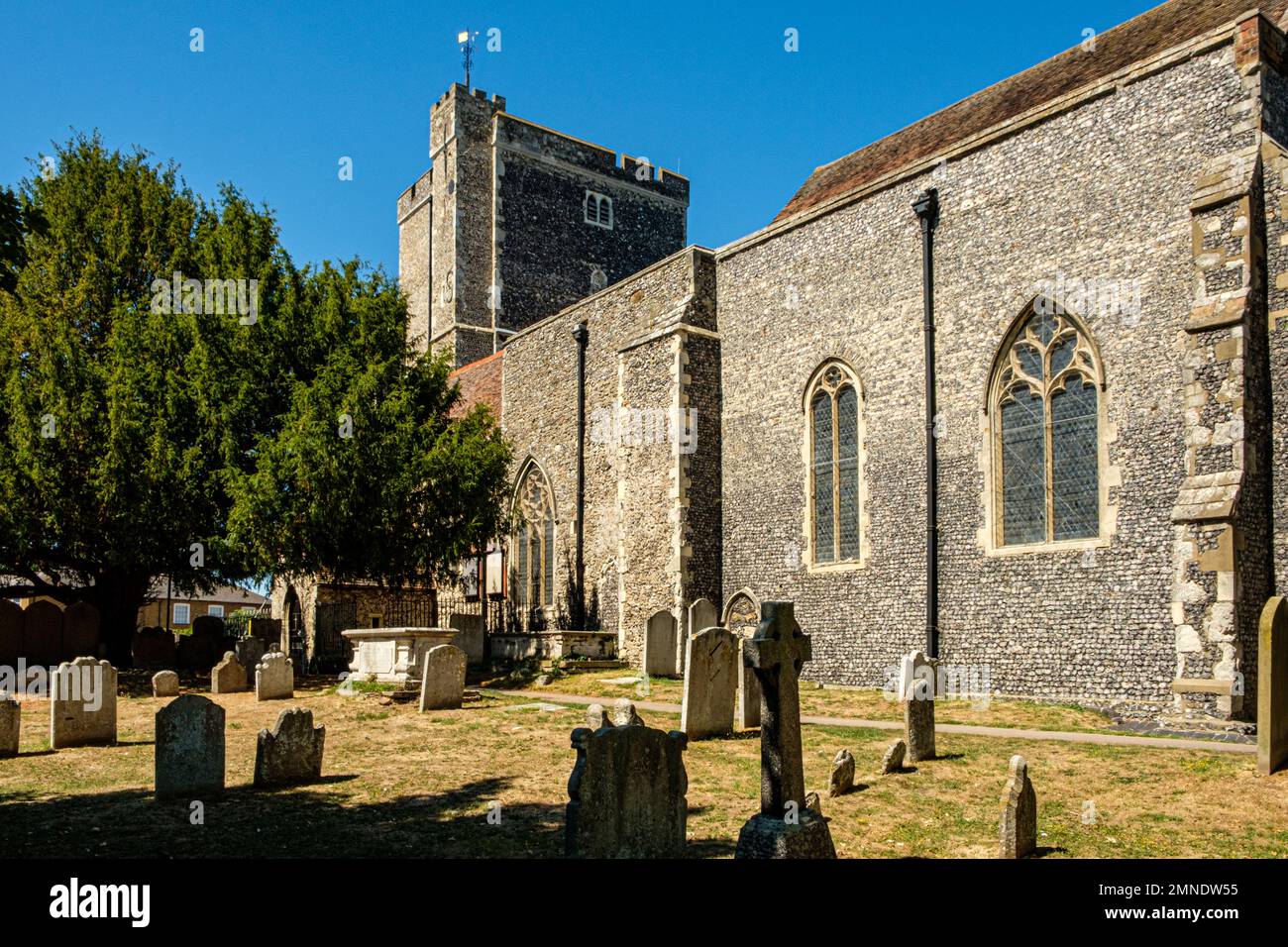 Holy Trinity Church, Green Porch Close, Milton Regis, Kent, England ...