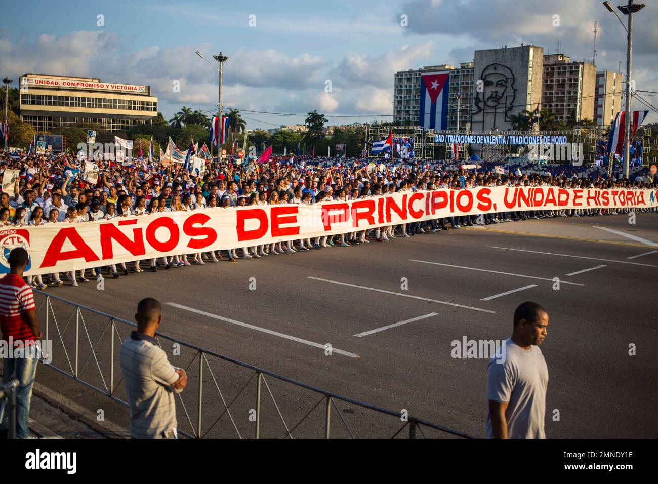 Hundreds of thousands of Cubans march in the traditional May Day parade ...