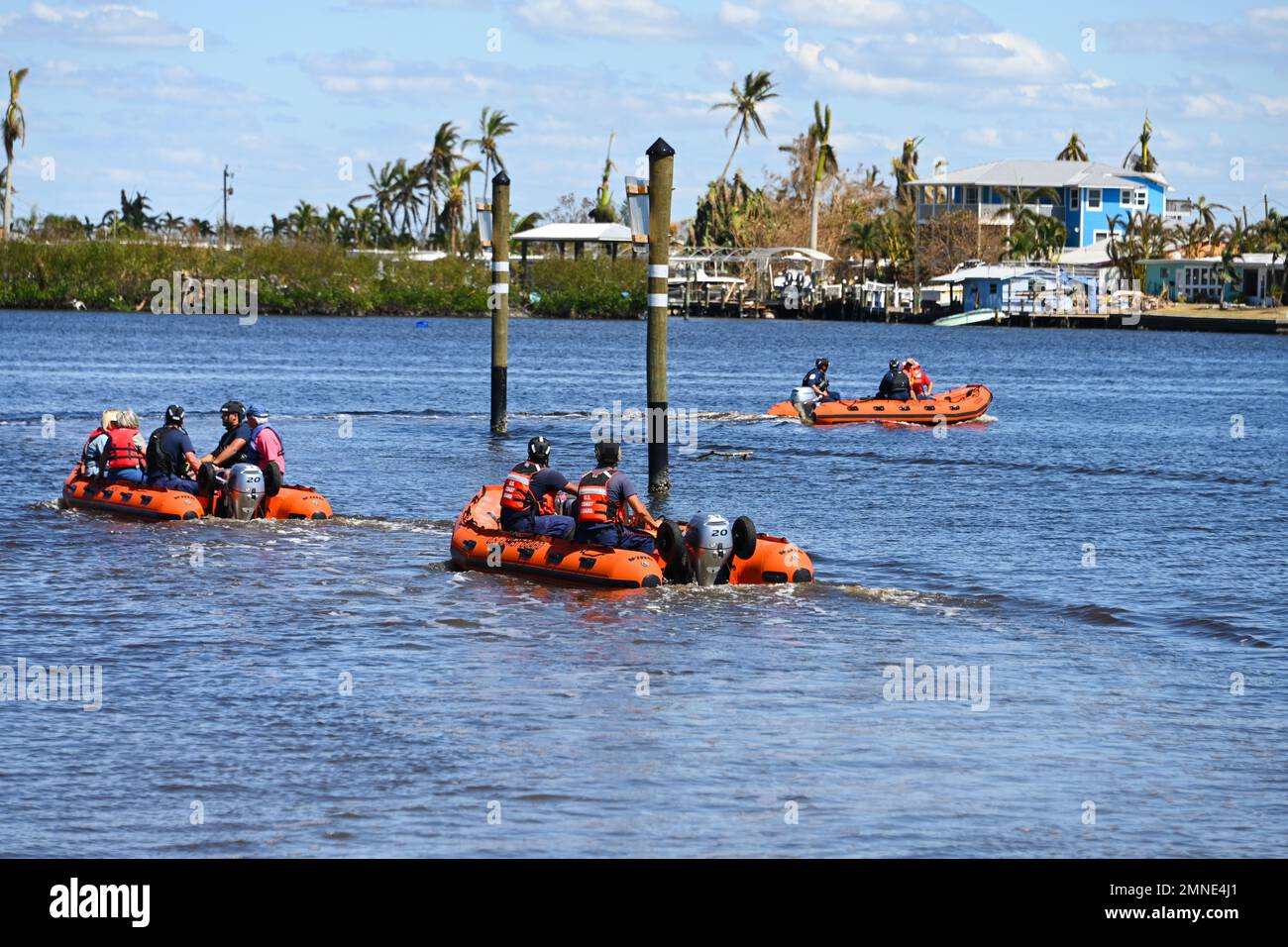 Coast Guard personnel from the Gulf, Atlantic, and Pacific Strike teams ...