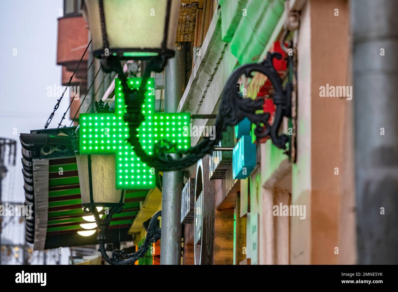 Russia, Moscow. A pharmacy sign Stock Photo - Alamy