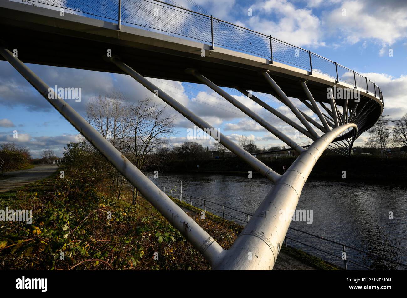 Ripshorst Bridge, Rhine-Herne Canal, the bridge connects Haus Ripshorst ...