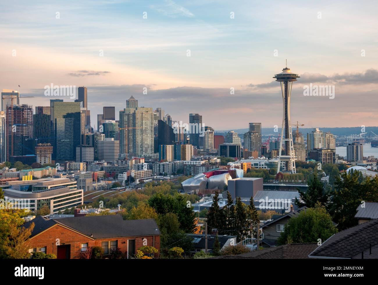 View over Seattle, skyline with Space Needle observation tower, at ...