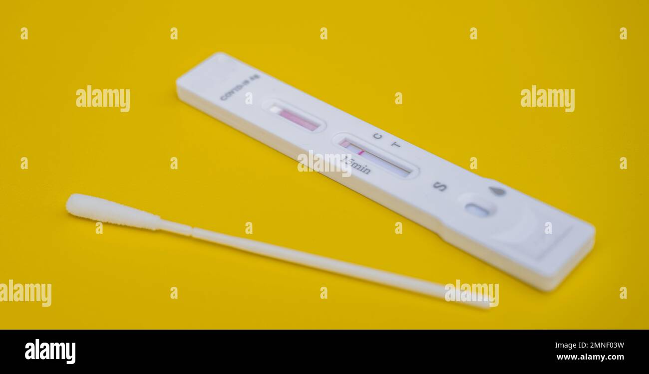 Test cassette and swab, Covid-19 antigen test kit, negative test result ...