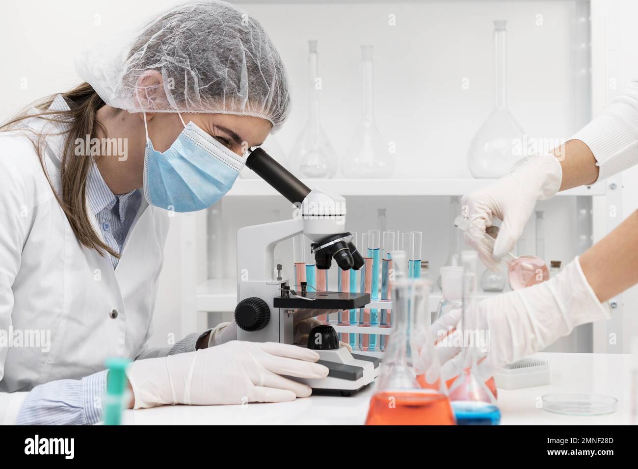 Quality control lab hi-res stock photography and images - Alamy