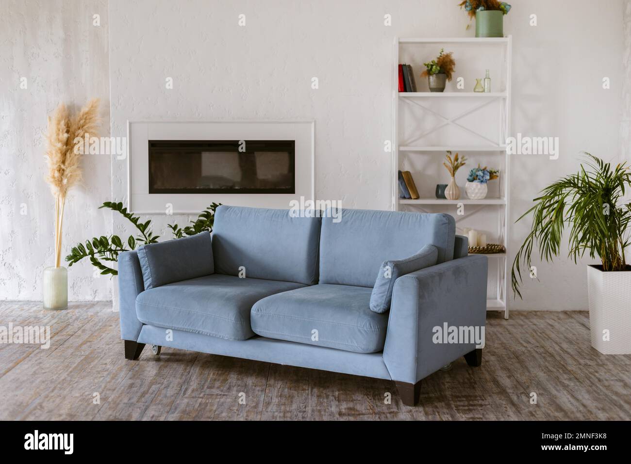 Photo studio modern interior hi-res stock photography and images - Alamy