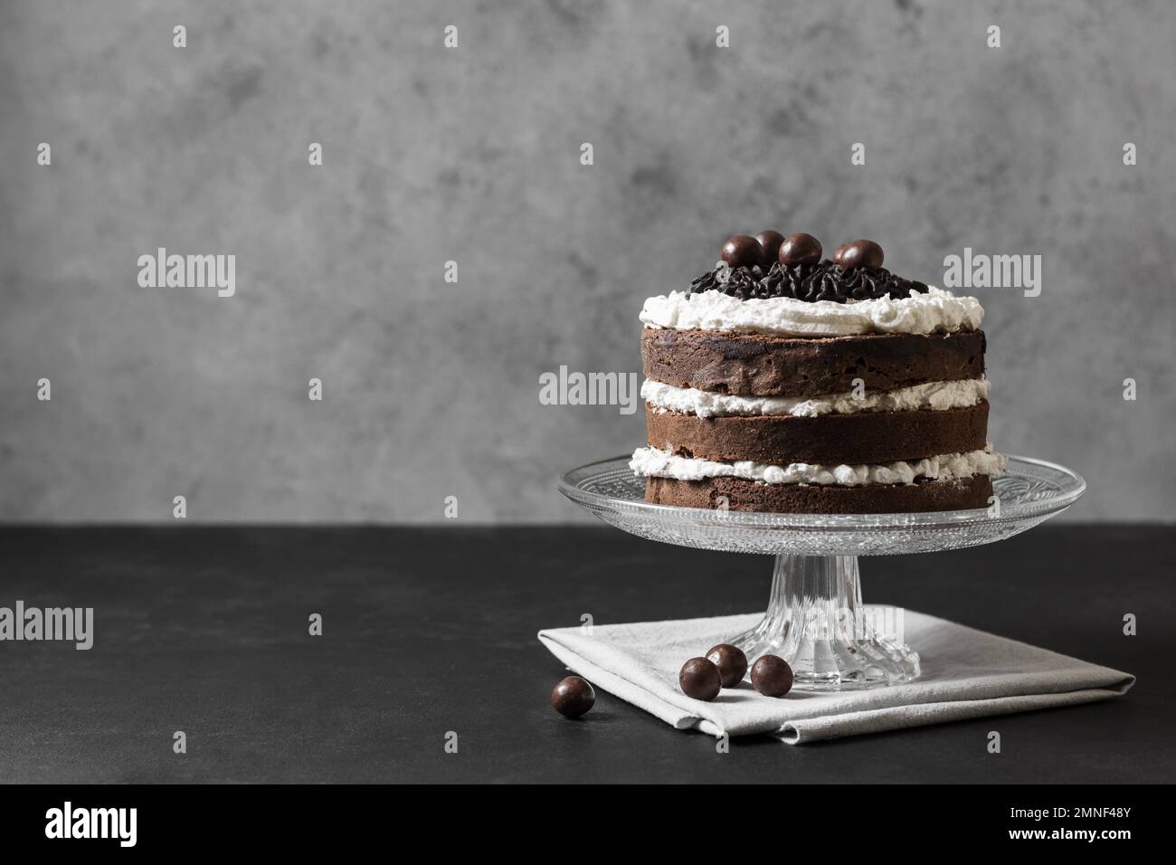 Beautiful cake festive event hi-res stock photography and images - Alamy