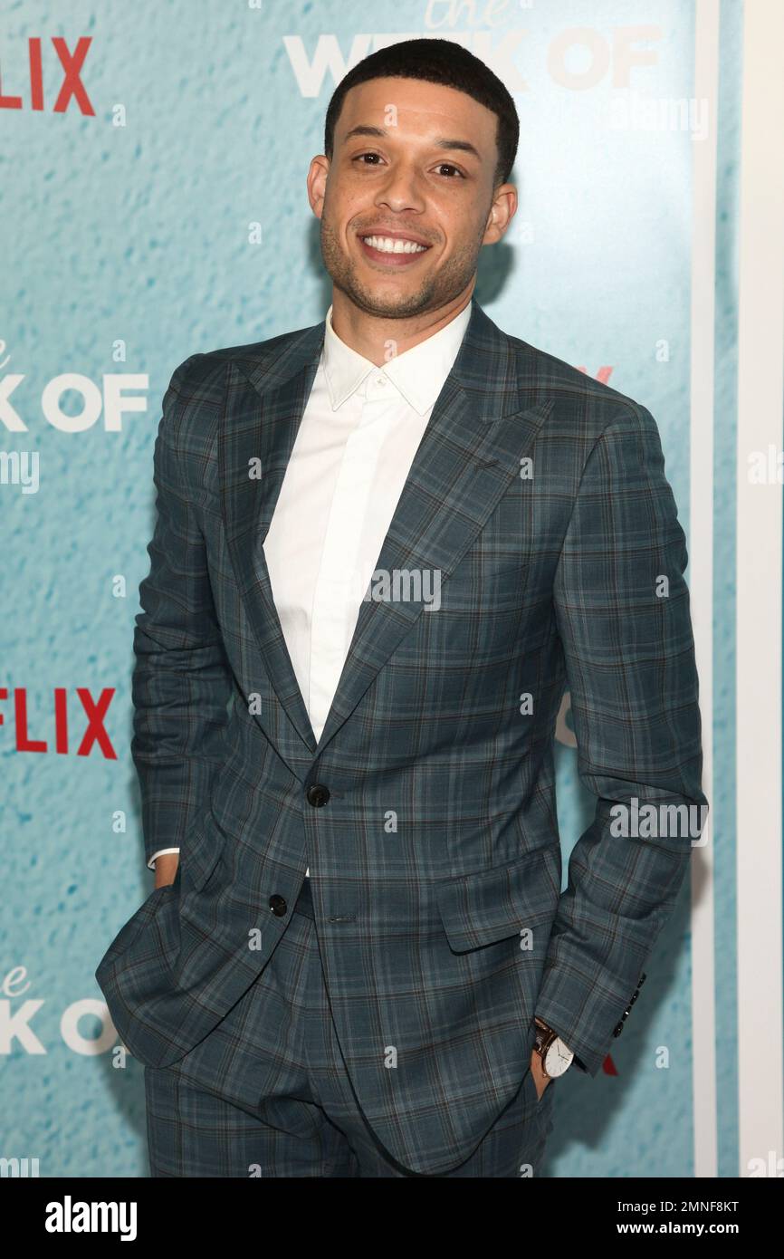 Roland Buck III attends the premiere of Netflix's "The Week Of" at AMC ...