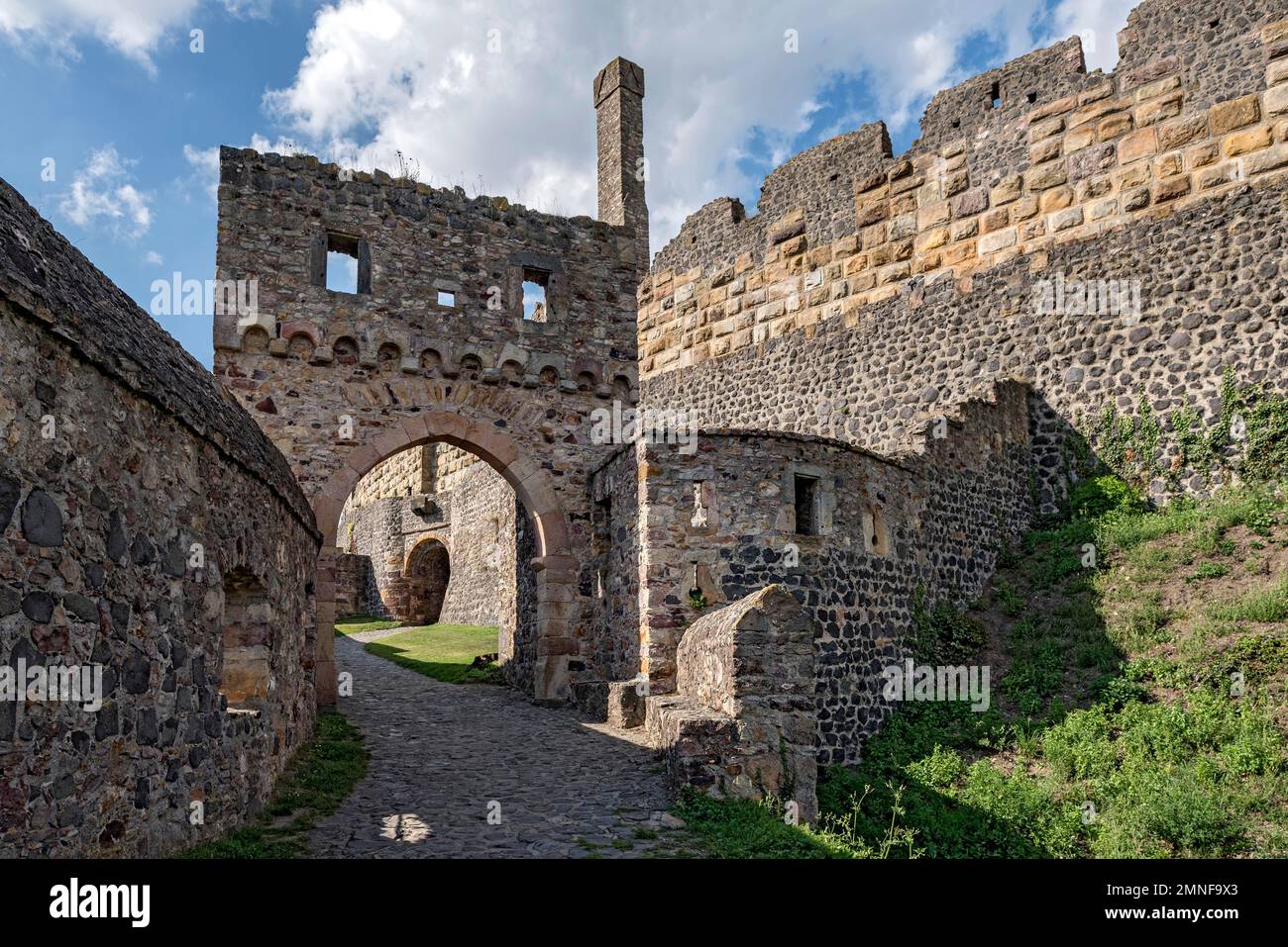 Middle gate with gatehouse of the outer castle, castle gate at the back ...