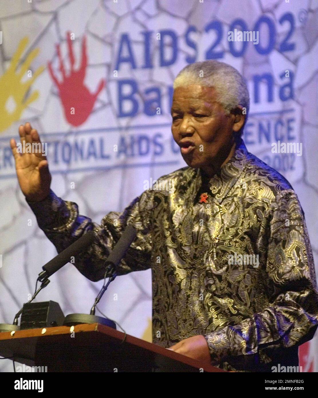 Former South African President Nelson Mandela makes a point while ...