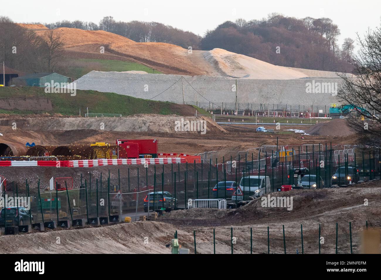 Wendover, Buckinghamshire, UK. 30th January, 2023. Commuters on the ...