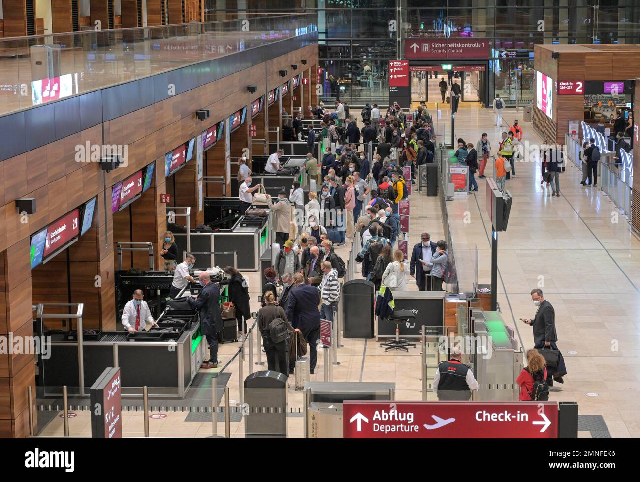 Has to stand in the queue photo hi-res stock photography and images - Alamy