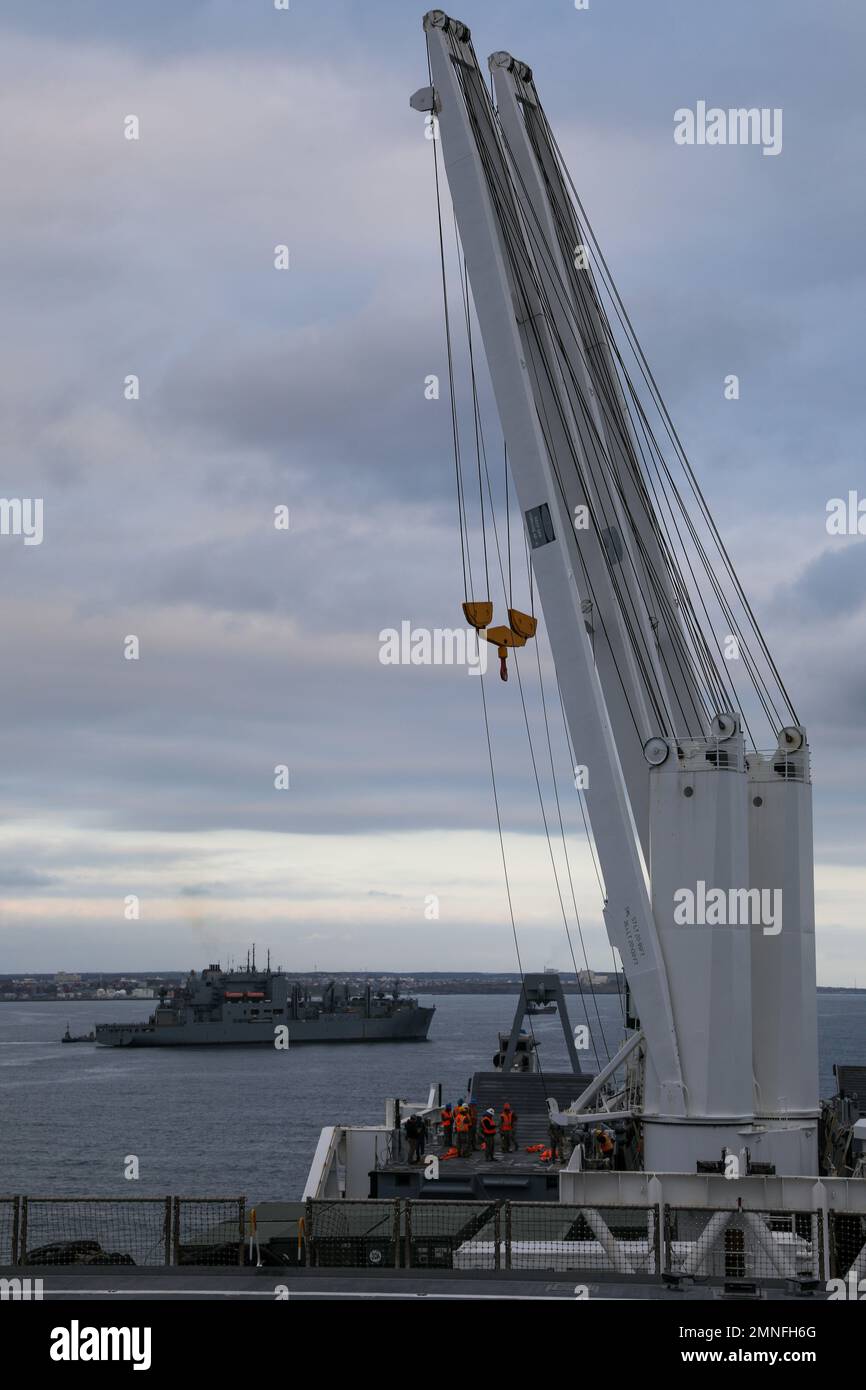 U.S. Navy Sailors with Naval Support Element begin Improved Navy ...