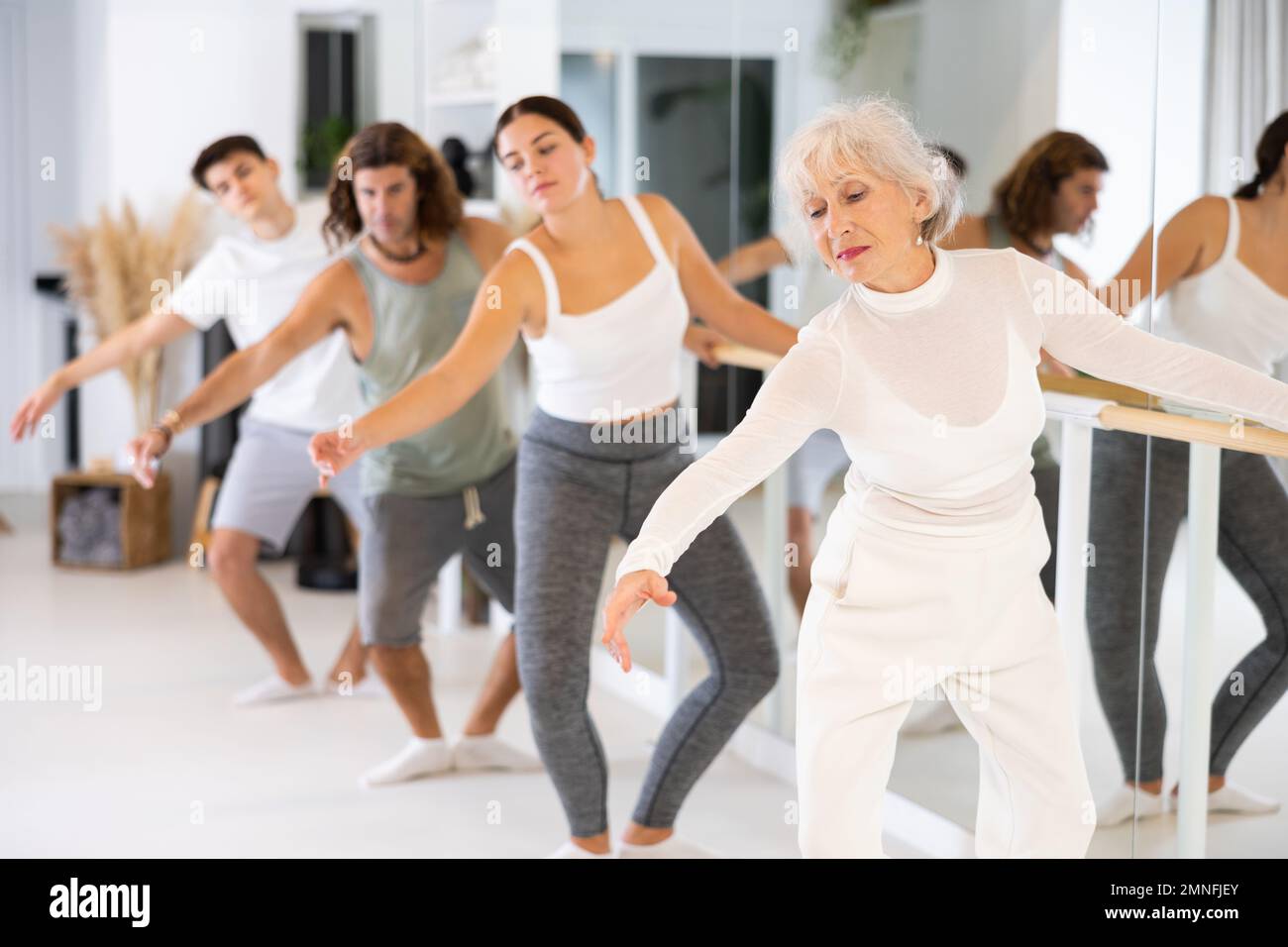 Elderly dancing ballet hi-res stock photography and images - Alamy