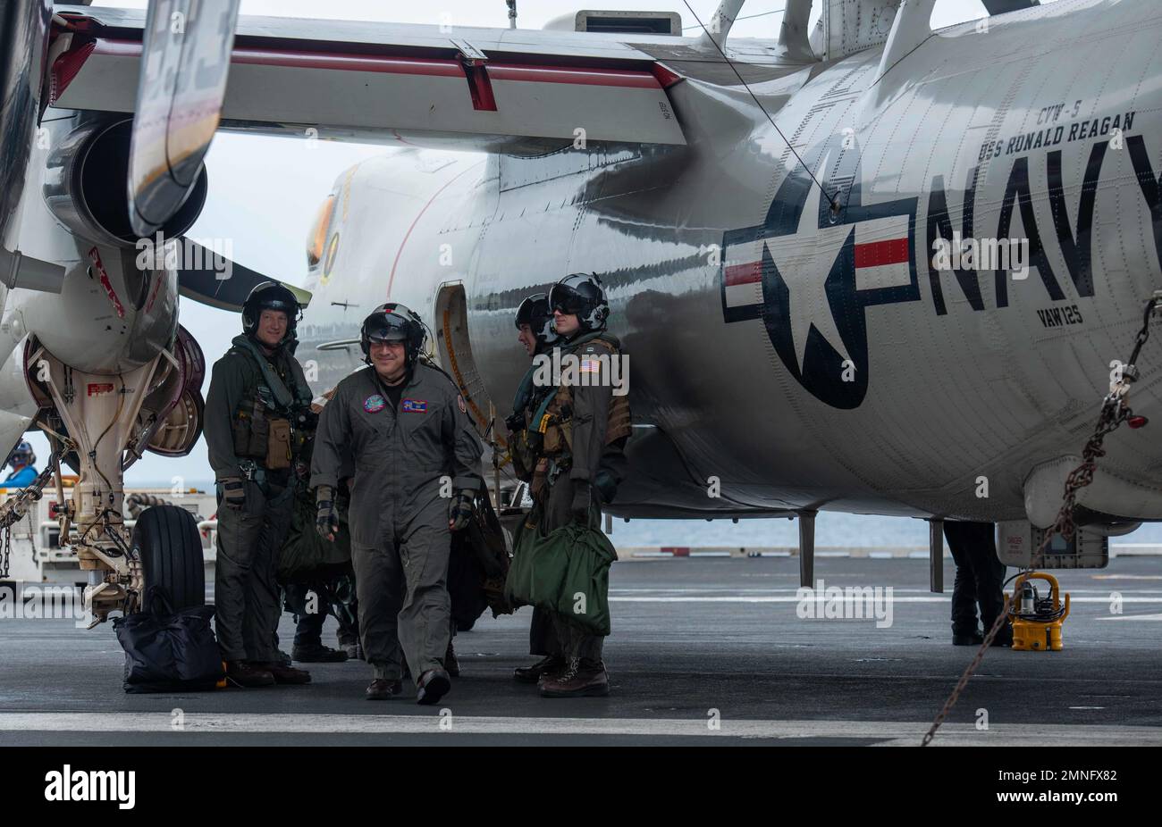 221003-N-LI114-2113 PACIFIC OCEAN (Oct. 3, 2022) Capt. Fred Goldhammer ...
