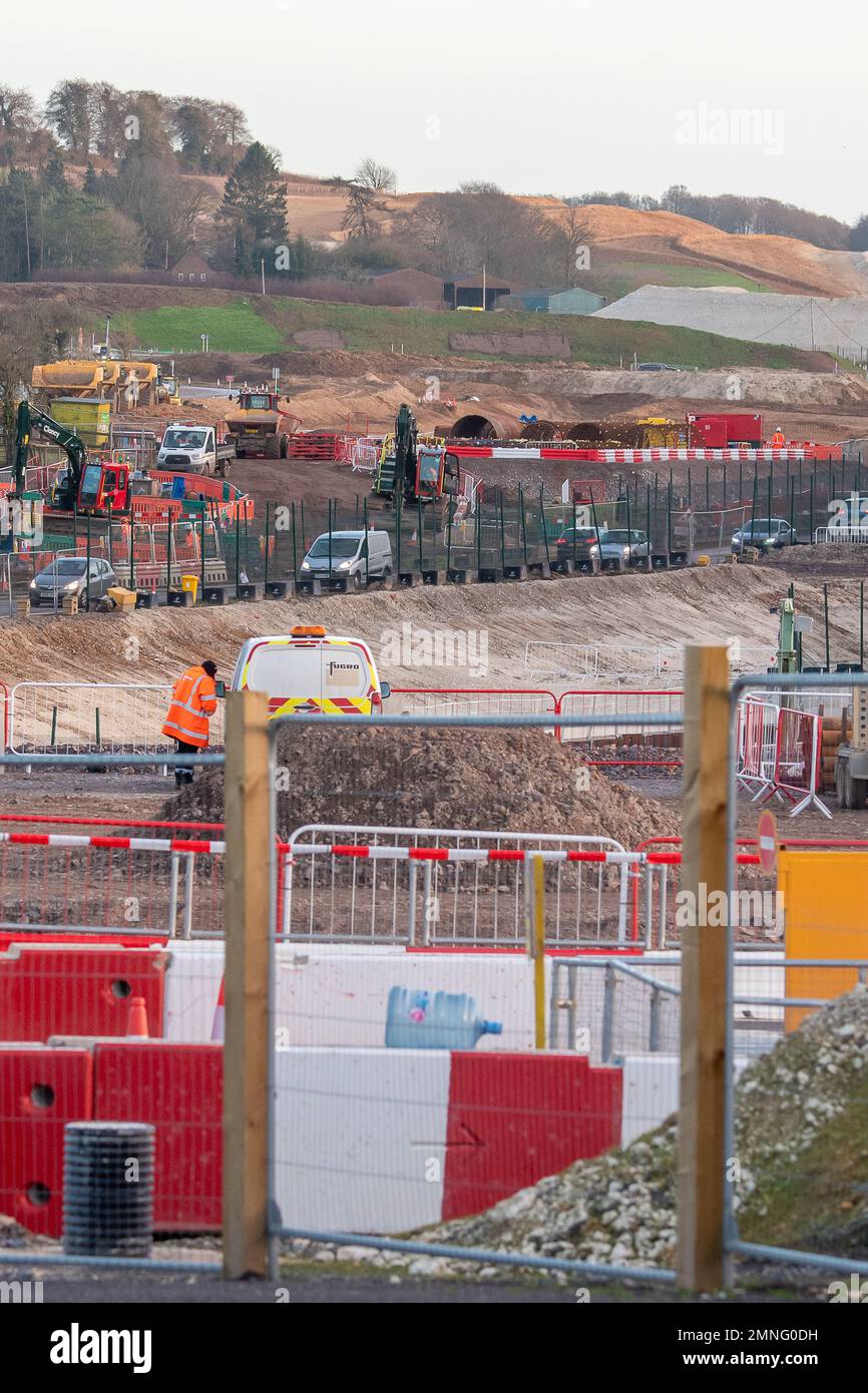 Wendover, Buckinghamshire, UK. 30th January, 2023. Commuters on the ...