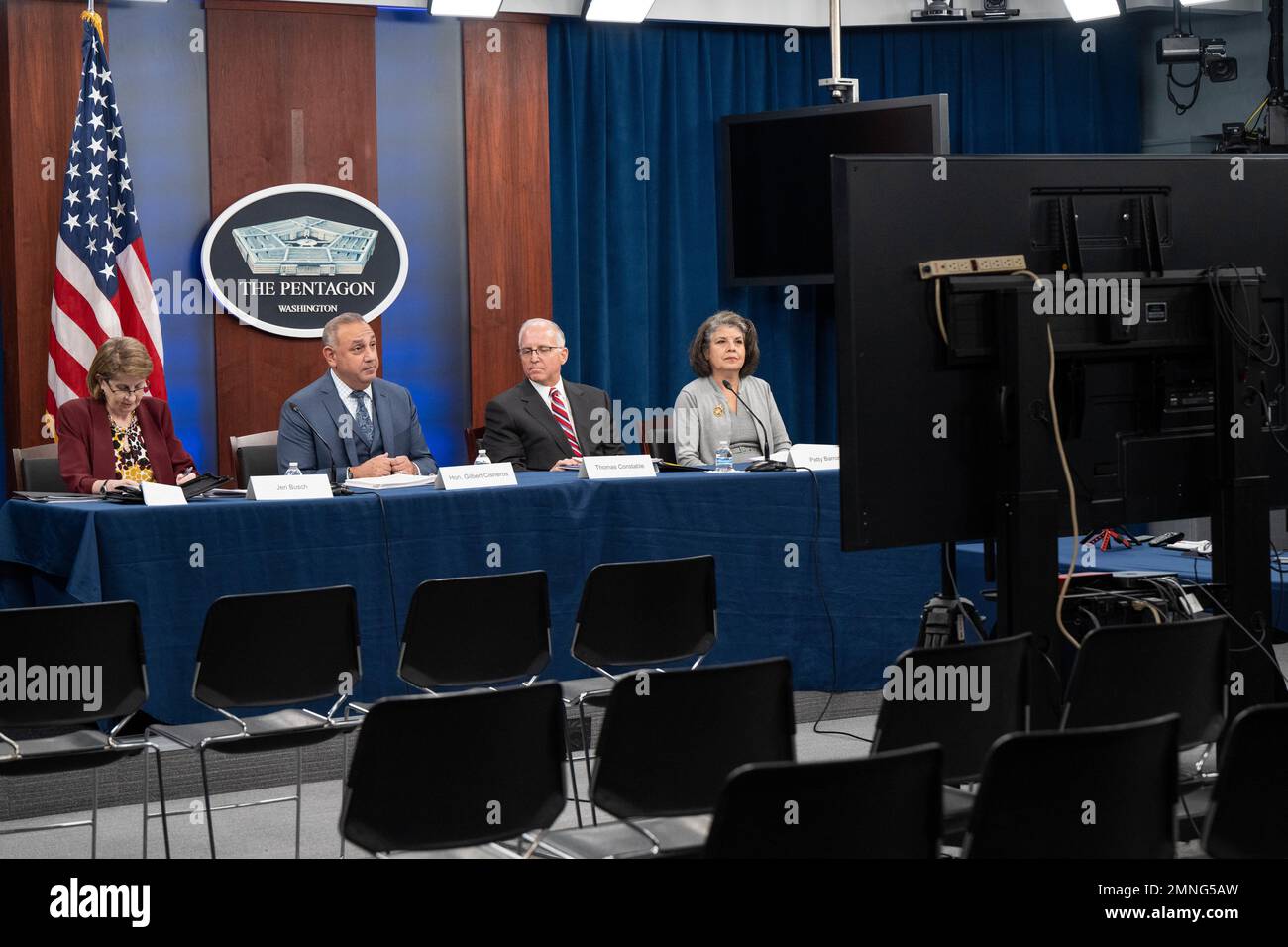 Gilbert cisneros hi-res stock photography and images - Alamy