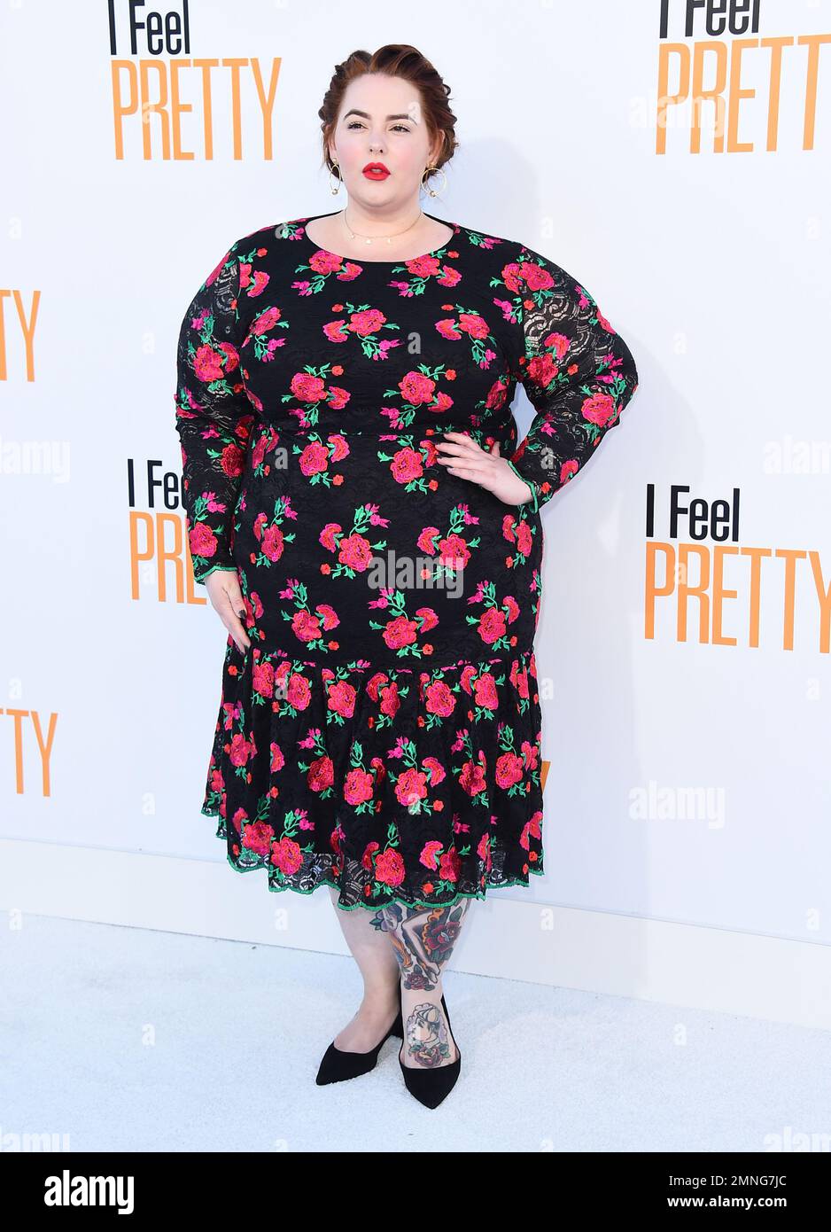 Tess Holliday arrives at the world premiere of "I Feel Pretty" at the ...