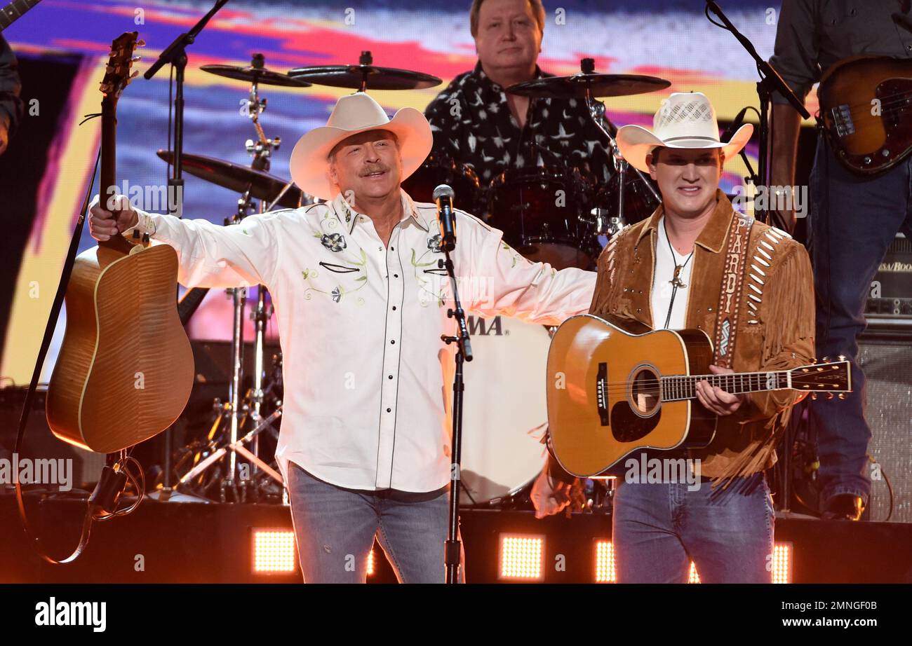 Alan Jackson Left And Jon Pardi Perform Chattahoochee At The 53rd