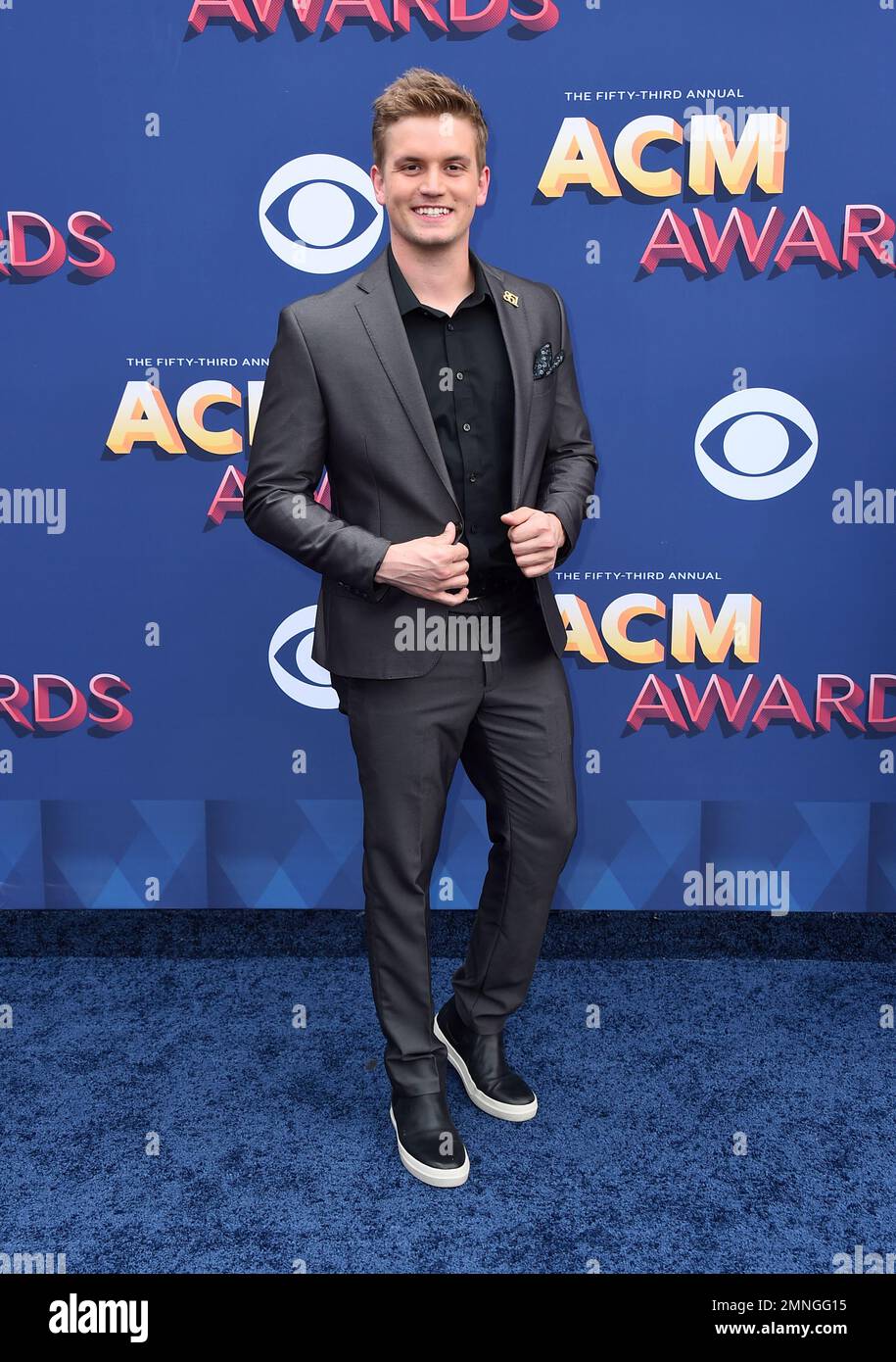 Levi Hummon arrives at the 53rd annual Academy of Country Music Awards ...
