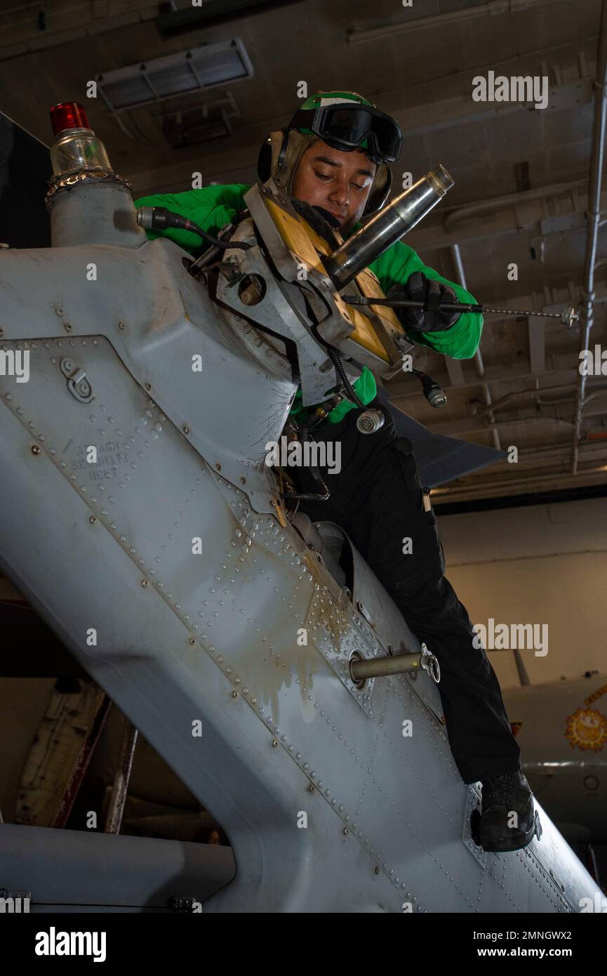 221003-N-NX635-1019 PACIFIC OCEAN (Oct. 3, 2022) U.S. Navy Aviation ...