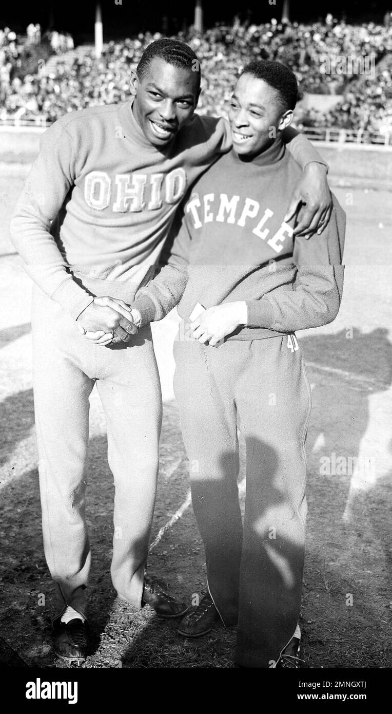Dave Albritton, left, pole vaulter of Ohio State, and Al Threadgill of ...