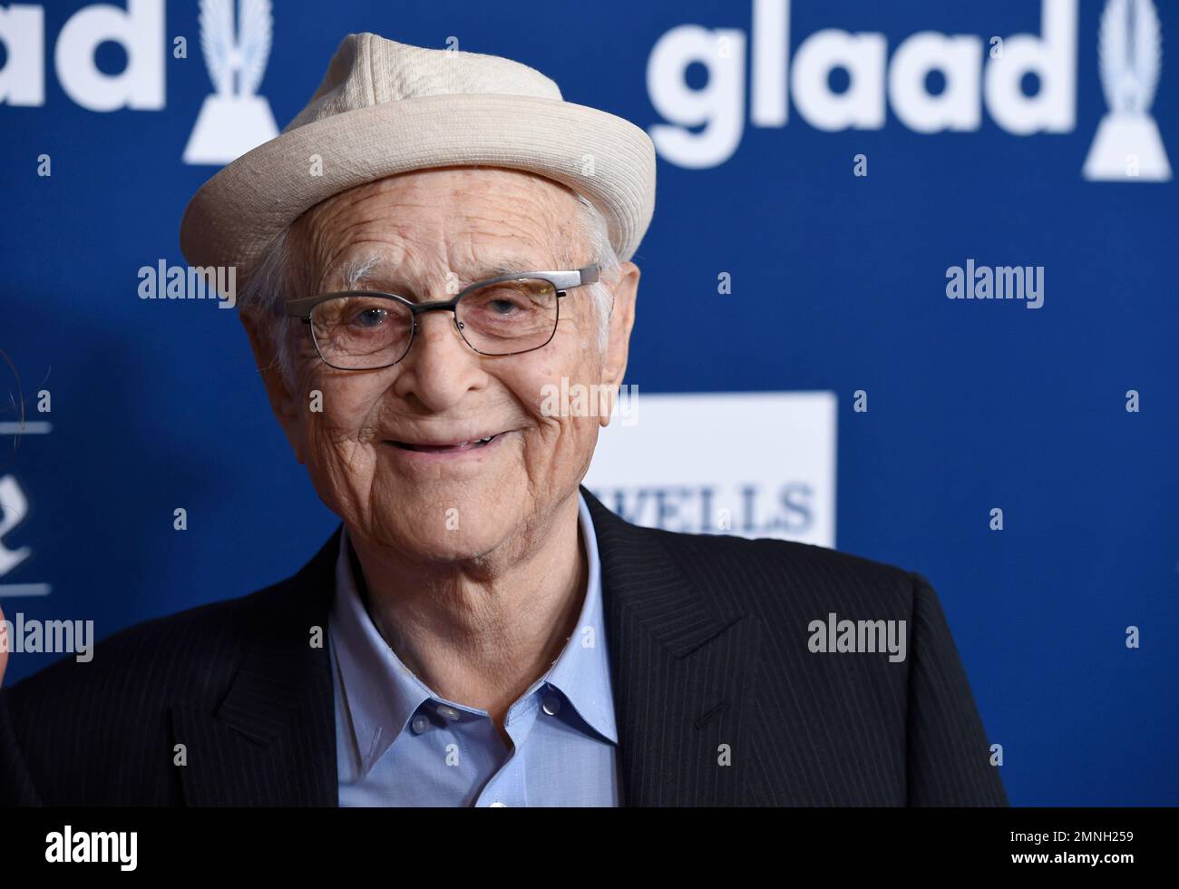 Norman Lear arrives at the 29th annual GLAAD Media Awards at the ...