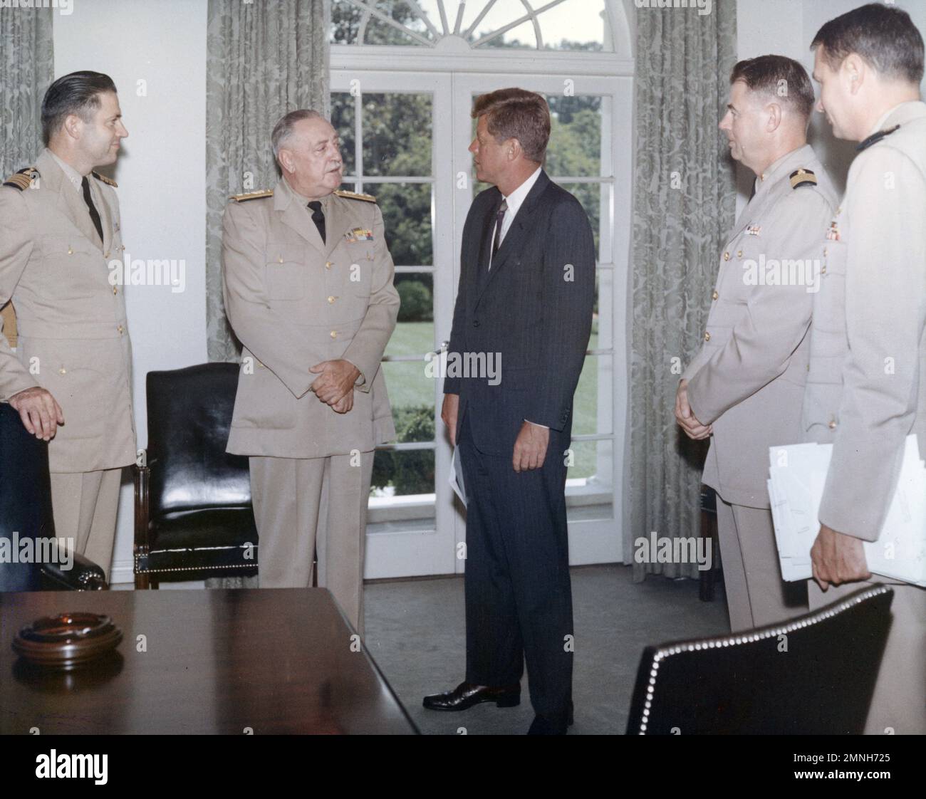 President John F. Kennedy meets members of the U.S. Navy Dental Corps ...