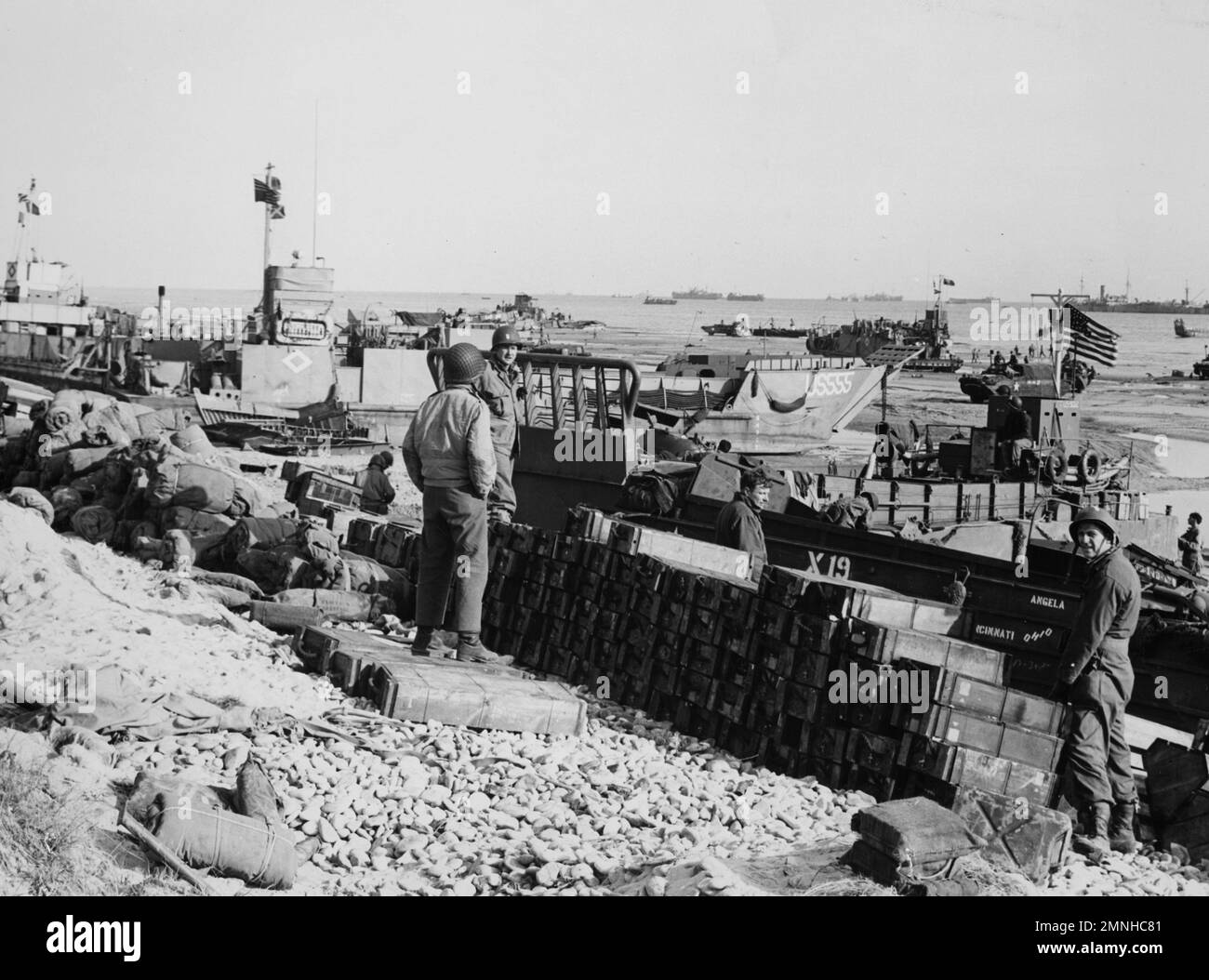 Bring off hi-res stock photography and images - Alamy