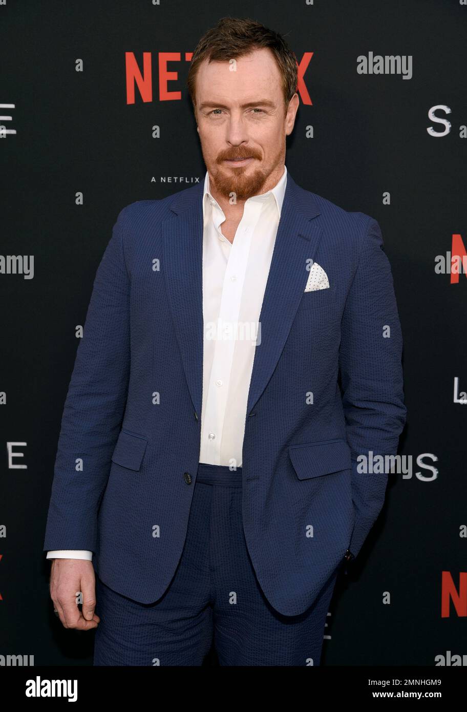 Toby Stephens arrives at the Los Angeles premiere of "Lost in Space" at ...