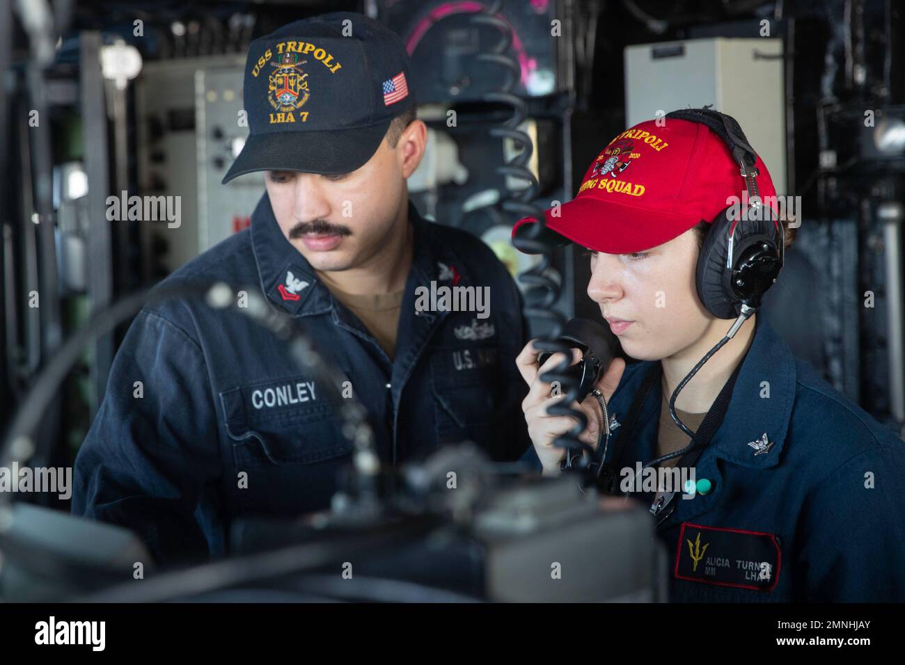 221004-N-VJ326-1020 PHILIPPINE SEA (Oct. 4, 2022) – Machinist’s Mate ...