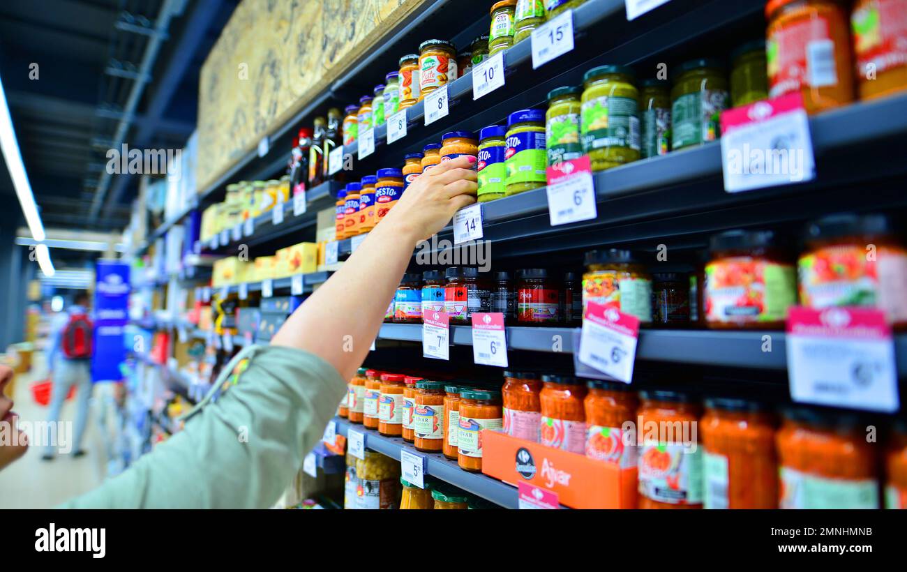 Carrefour supermarket interior shoppers hi-res stock photography and ...