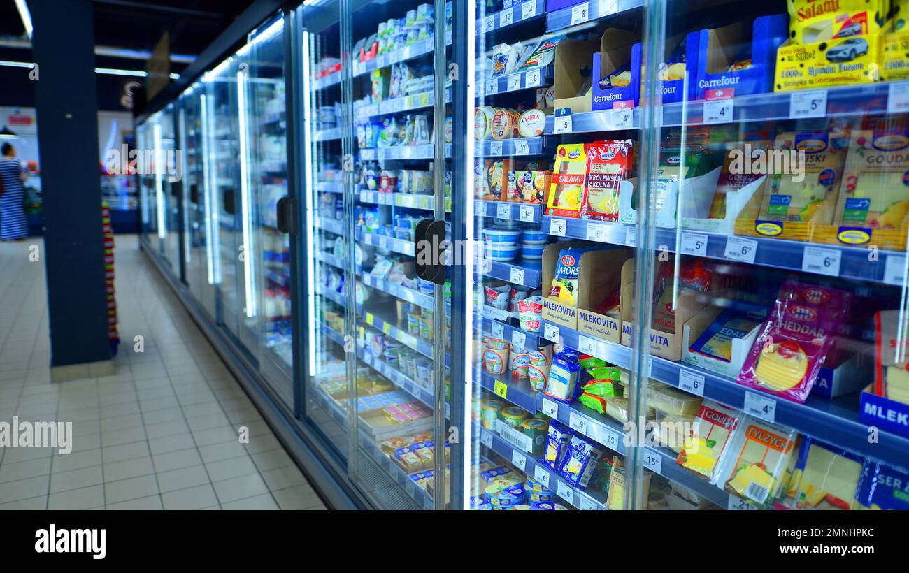 Carrefour supermarket interior shoppers hi-res stock photography and ...
