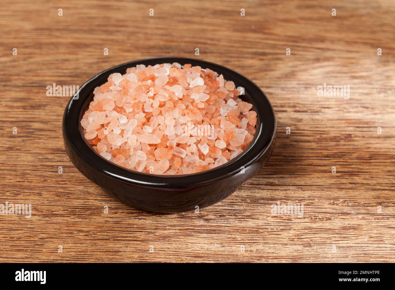 Himalayan salt coarse crystals hi-res stock photography and images - Alamy