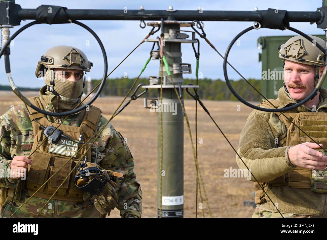 Air mobility liaison officer hi-res stock photography and images - Alamy