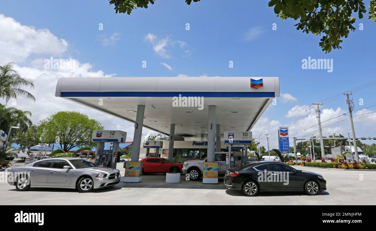 This photo taken Tuesday, May 2, 2017, shows a Chevron gas station in ...