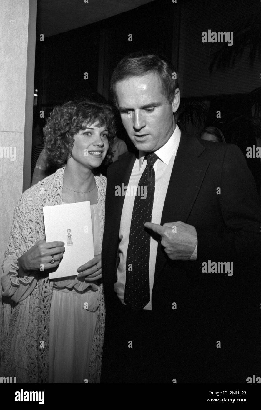 File Photo Cindy Williams Has Passed Away Cindy Williams And Charles Grodin At The Golden