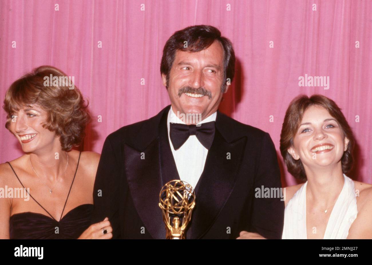 **FILE PHOTO** Cindy Williams Has Passed Away. Penny Marshall, Noam ...