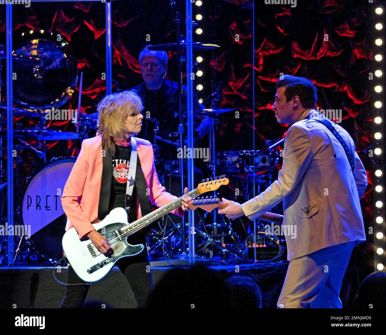 The English/American rock band The Pretenders, with frontwoman Chrissie ...